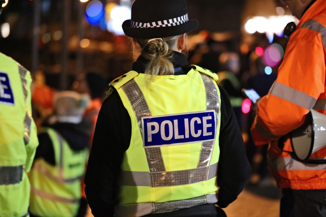 When to call the police in a disciplinary process – 7 steps